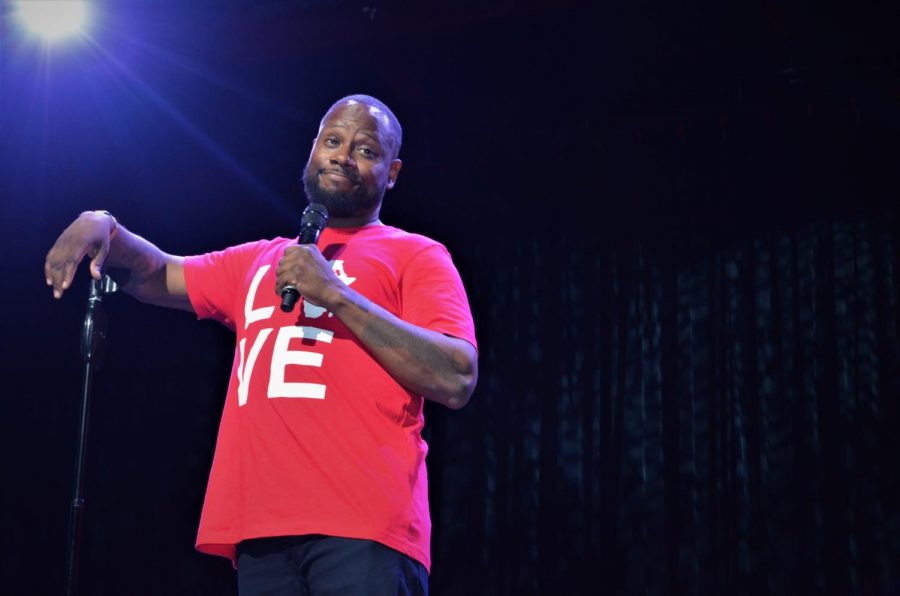 Program Board hosts spring comedy show – FAU University Press