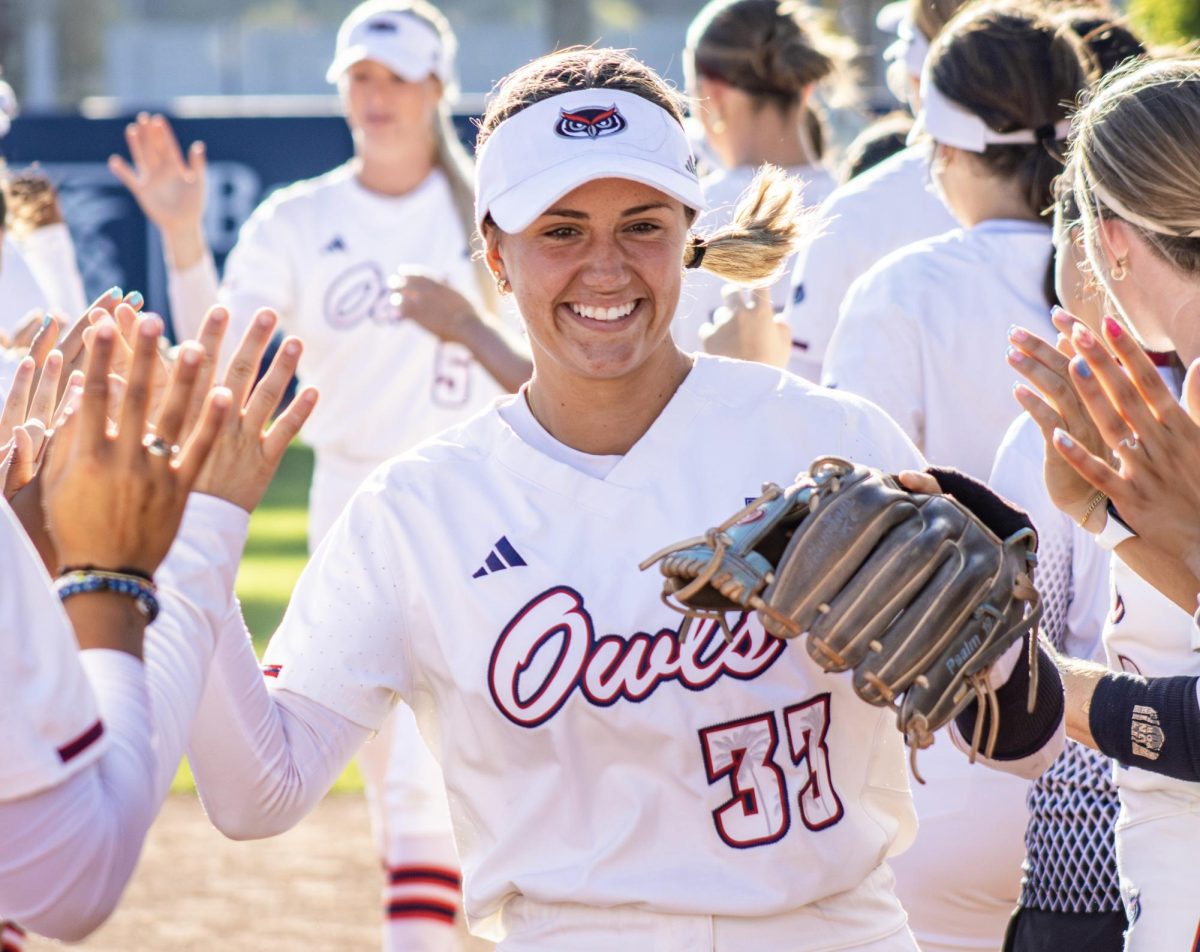 Softball: Florida Atlantic secures second straight undefeated ...
